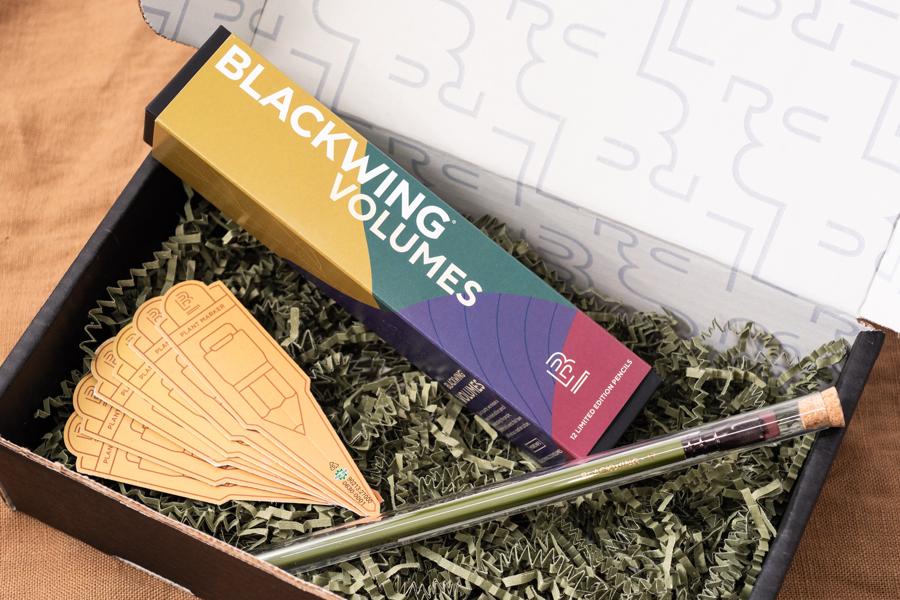 Blackwing Piano Box | 12 Pencils in a Luxurious Box | Blackwing602.com